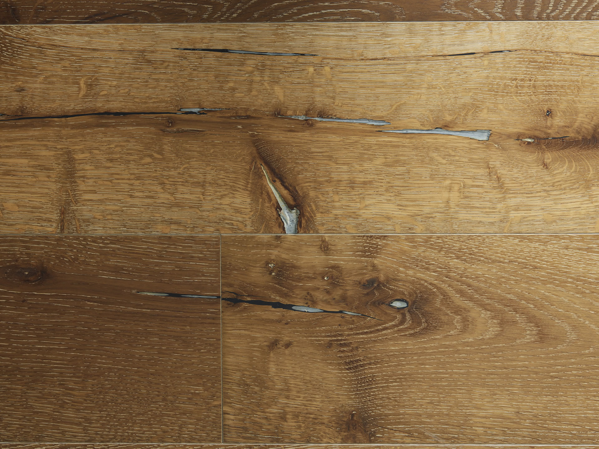 HERITAGE LIMED OAK - Inner Space